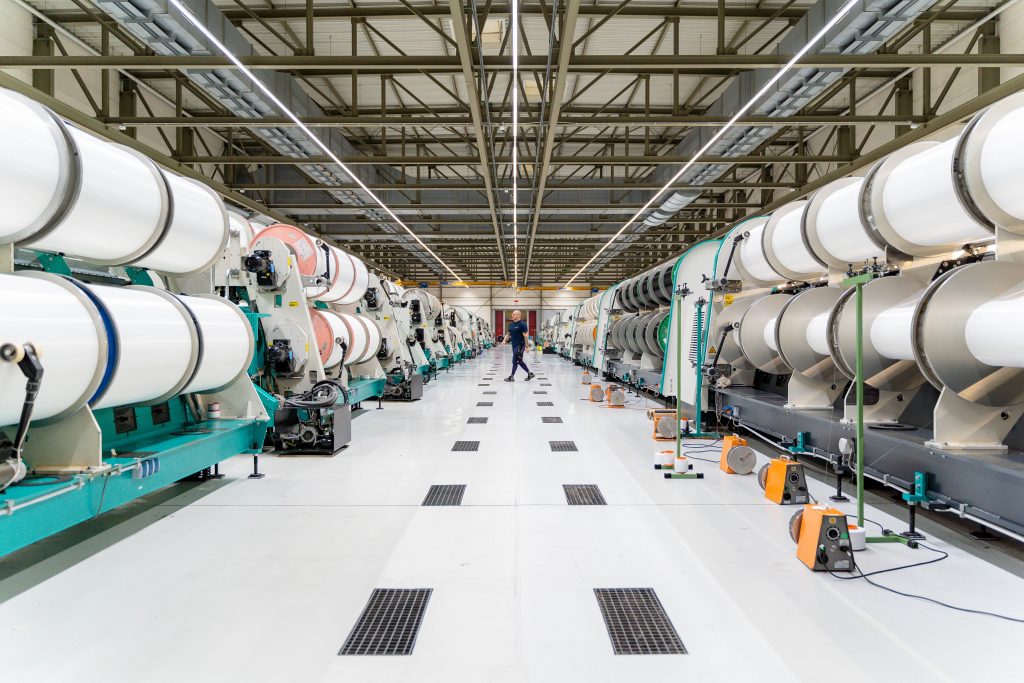 The world of warp-knitting - Connect with us